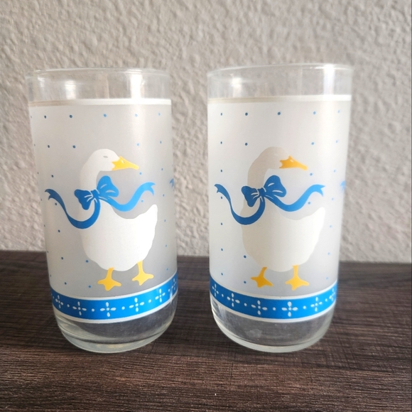 Dining | Vintage Goose Blue Ribbon Glasses By Libbey | Poshmark